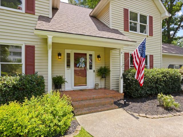 4 Bendingwood Court