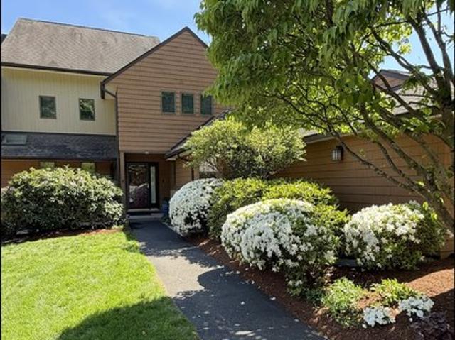 4 Biltmore Park Unit 4, Bloomfield, CT 06002