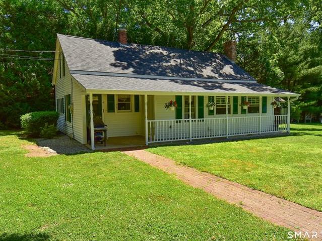 4 Bingham Rd, Canterbury, CT 06331