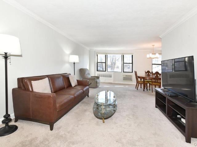 4 Birchwood Court 4J