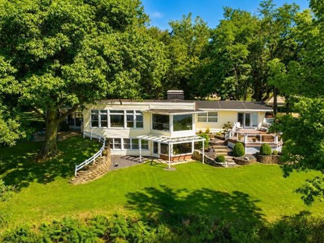 4 Blackhawk Hts, Fort Madison, IA 52627