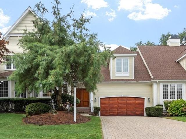 4 Bobby Jones Dr Unit 4, Andover, MA 01810