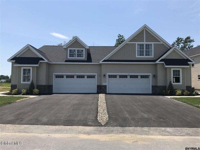 4 Boggs St, Mechanicville, NY 12118