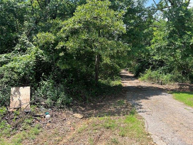 4 Border St, Eufaula, OK 74432