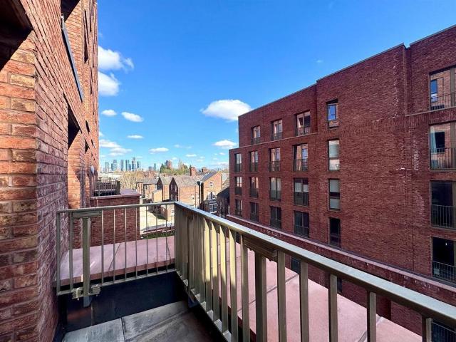 4 Botanical Avenue, Manchster M16 2 bed apartment to rent £1,395 pcm £322 pw