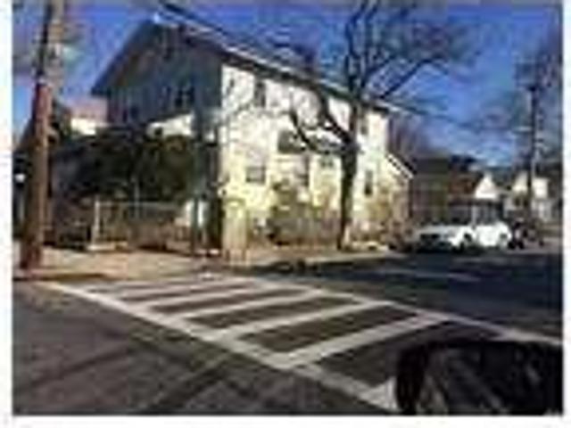4 BR House Jamaica LIC / Queens