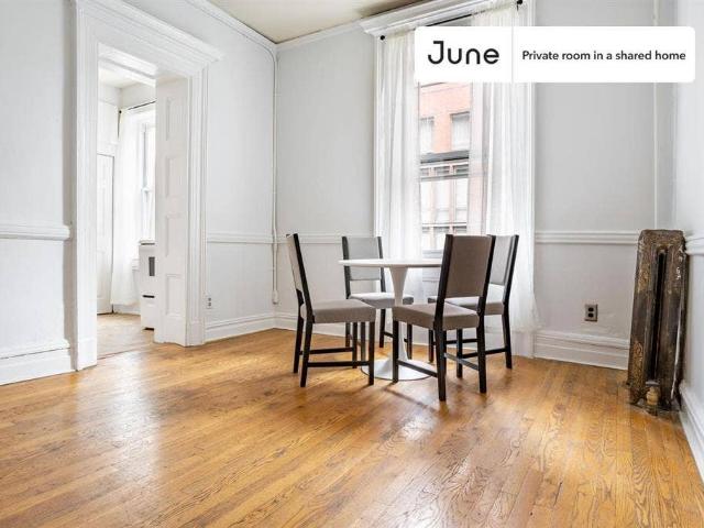 4 BR in New York City