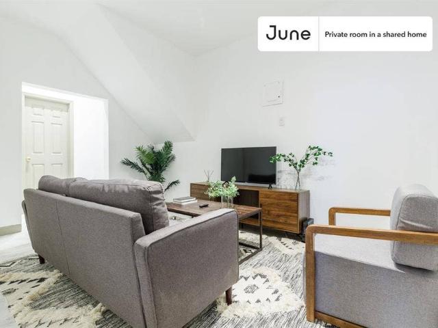 4 BR in New York City