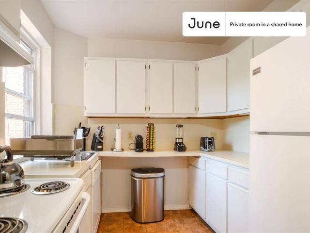 4 BR in New York City