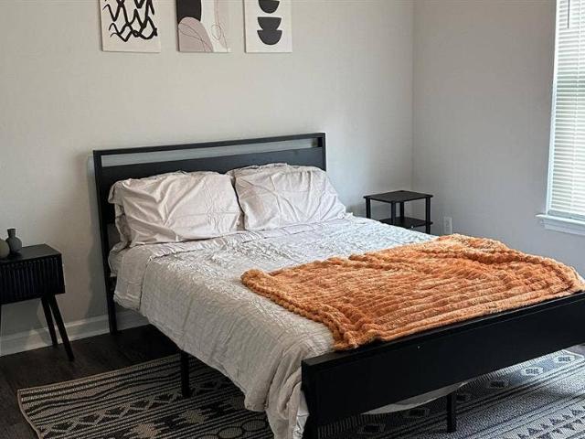 4 BR in Atlanta