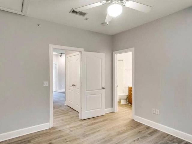 4 BR in Austin