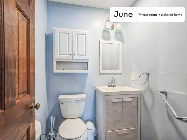 4 BR in Boston