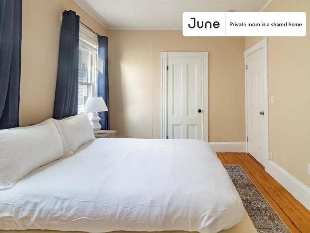 4 BR in Boston
