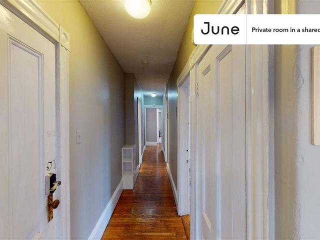 4 BR in Boston