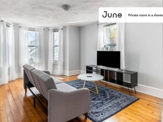 4 BR in Boston