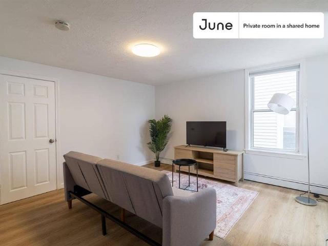 4 BR in Boston