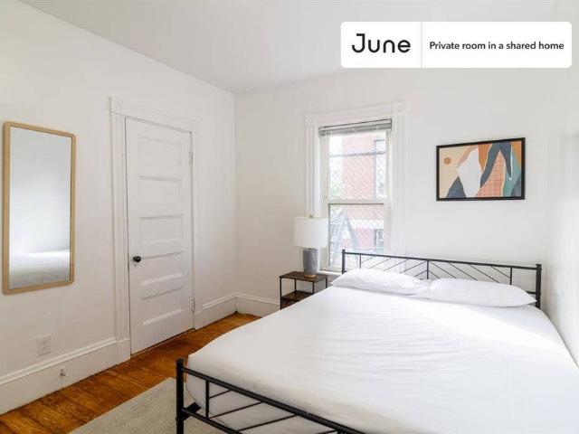 4 BR in Boston