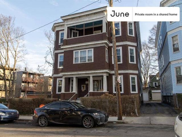 4 BR in Boston