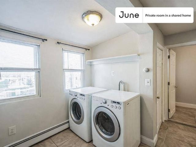 4 BR in Boston
