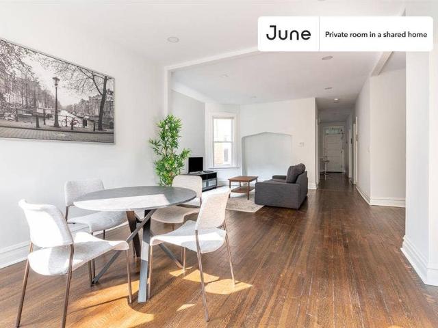 4 BR in Chicago