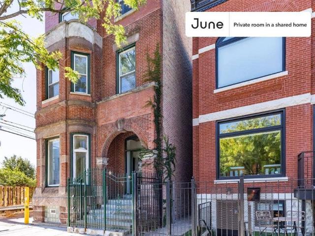 4 BR in Chicago