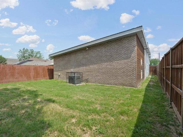 4 BR in Dallas