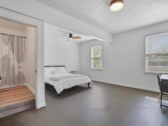 10 BR in Decatur