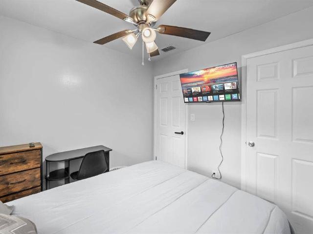 4 BR in Jacksonville
