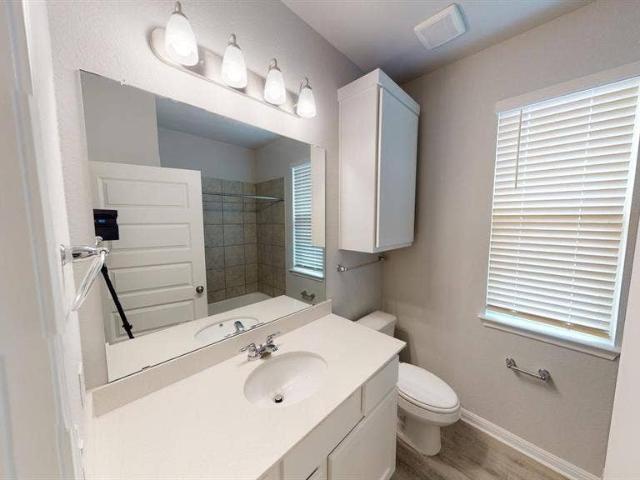 4 BR in Leander