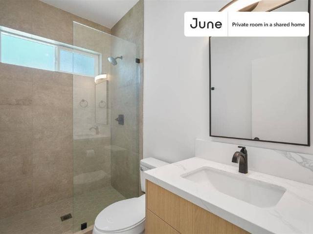 4 BR in Los Angeles