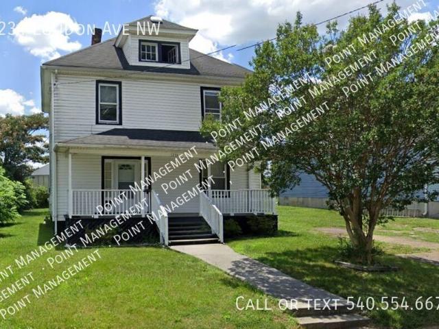 4 BR, 1.5 BA Apartment 1234 Loudon Ave NW, Roanoke, VA 24017