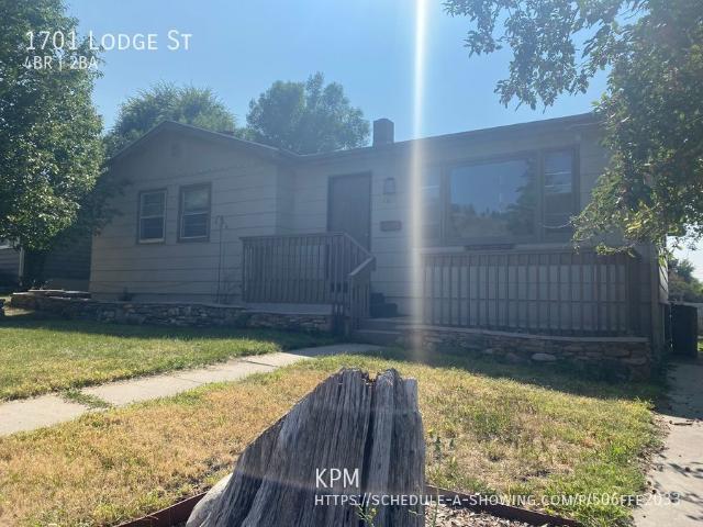 4 BR, 1.5 BA Apartment 1701 Lodge St, Rapid City, SD 57702