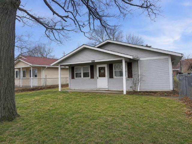 4 BR, 1.5 BA Apartment 18104 Fairville Avenue, Cleveland, OH 44135