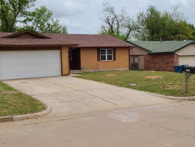 4 BR, 1.5 BA Apartment 1824 N Kaye Dr, Unit 1824, Oklahoma City, OK 73141