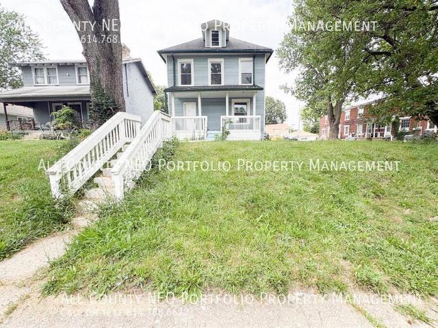 4 BR, 1.5 BA Apartment 1994 Floral Ave Columbus, OH 43223