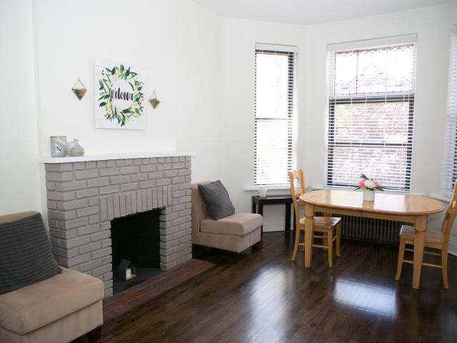 4 BR, 1.5 BA Apartment 2025 Clifton, Chicago, IL 60614