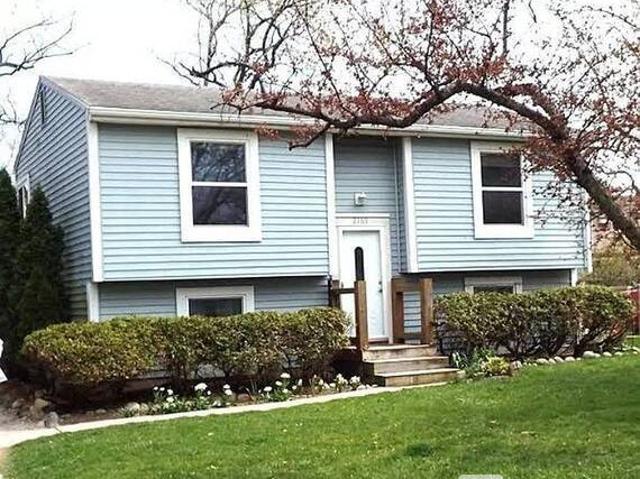 4 BR, 1.5 BA Apartment 2169 Hemlock Drive, Ann Arbor, MI 48108