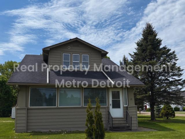 4 BR, 1.5 BA Apartment 2175 W Auburn Road, Rochester Hills, MI 48309