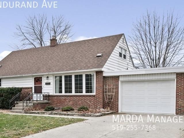 4 BR, 1.5 BA Apartment 3571 Dandurand Ave, Windsor, ON N9E 2G2