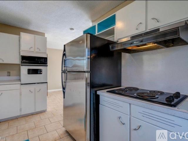 4 BR, 1.5 BA Apartment 428 Long Leaf Acres Drive, Wilmington, NC 28405