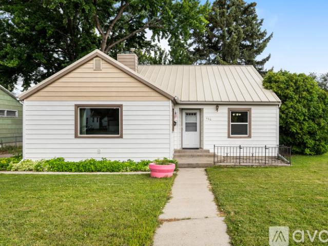 4 BR, 1.5 BA Apartment 644 Avenue F, Billings, MT 59102