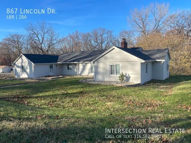 4 BR, 1.5 BA Apartment 867 Lincoln Dr Imperial, MO 63052