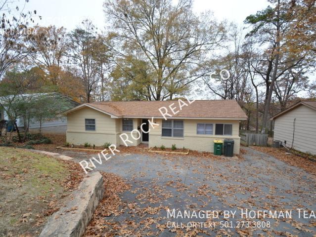 4 BR, 1.5 BA Apartment 8 W Windsor Drive, Little Rock, AR 72209