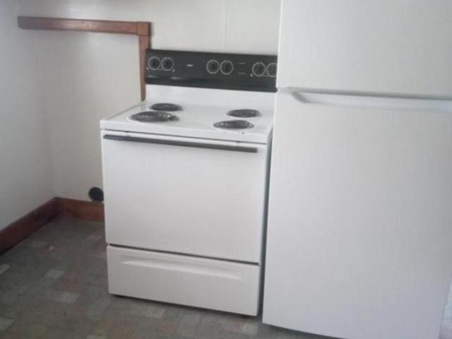 4 Br, 1 bath, Townhouse/Brownstone/RowHouse 52 Falmouth St