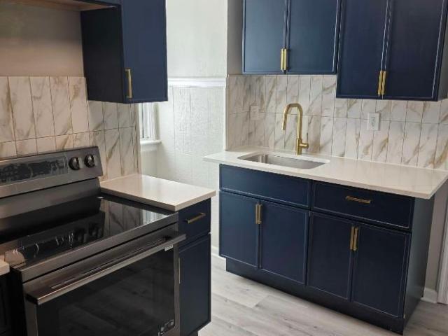4 Br, 1 bath, Condo 465 Montclair Ave