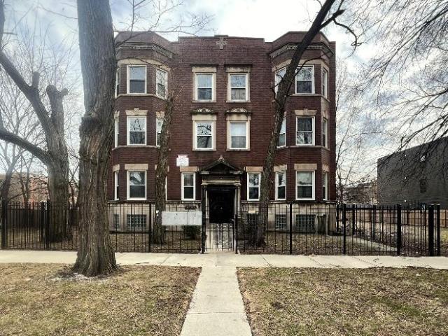4 Br, 1 bath, Condo 5909 S Calumet Ave Unit 2n