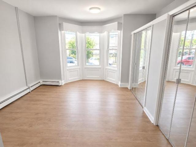 4 Br, 1 bath, Condo 65 Hudson St