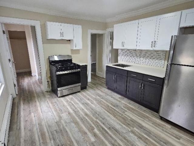4 Br, 1 bath, Condo 87 Garfield Ave