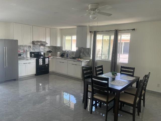 4 Br, 1 bath, Condo 918 8th Ave
