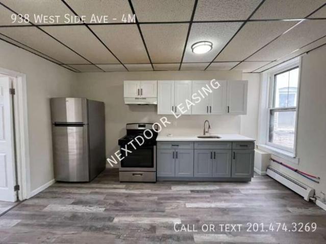 4 Br, 1 bath, Condo 938 West Side Ave
